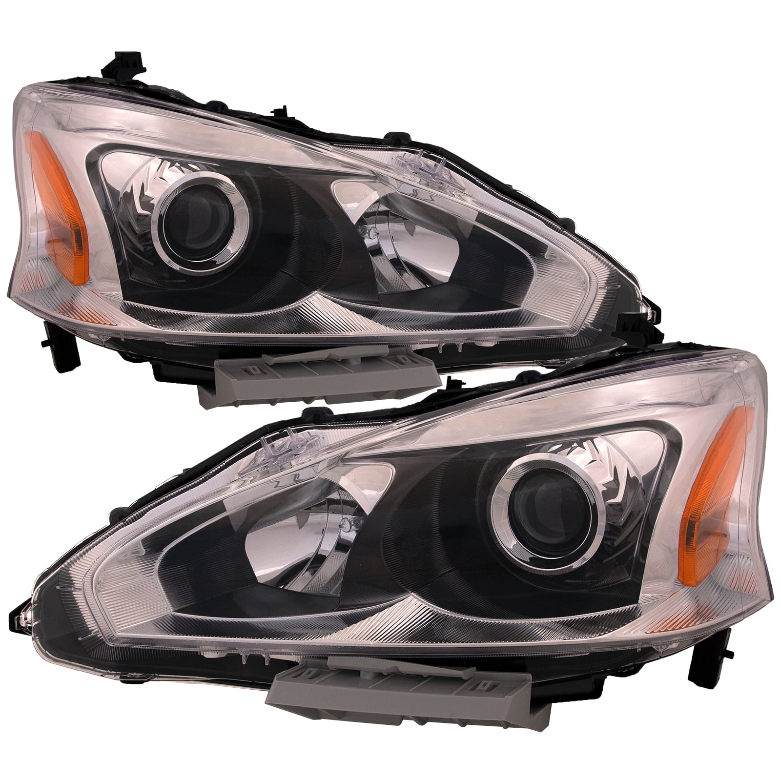 2015 Nissan Altima Head Lights
